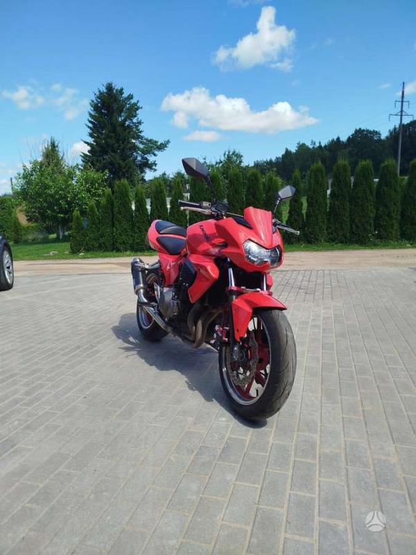 Kawasaki Z 2006 in Silale, with an engine capacity of 0.75 L and mileage of 47 thousand km for 1750 €, photo 4 on AUTOMOTO.COM.LV