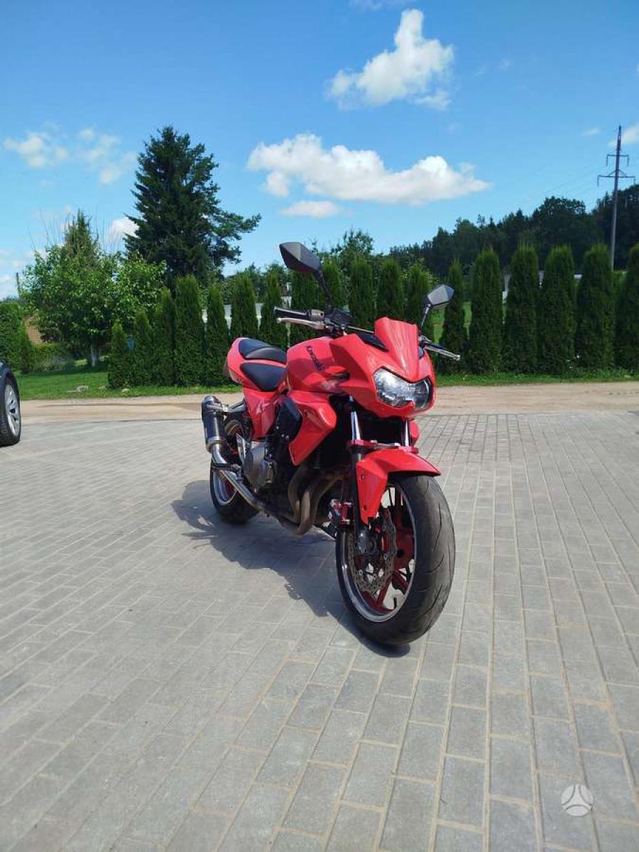 Kawasaki Z 2006 in Silale, with an engine capacity of 0.75 L and mileage of 47 thousand km for 1750 €, photo 4 on AUTOMOTO.COM.LV