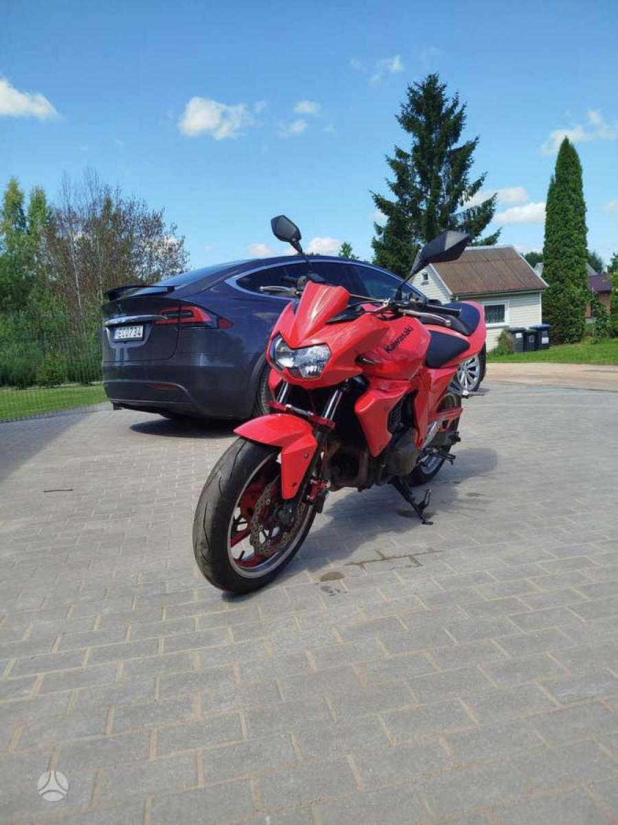 Kawasaki Z 2006 in Silale, with an engine capacity of 0.75 L and mileage of 47 thousand km for 1750 €, photo 5 on AUTOMOTO.COM.LV
