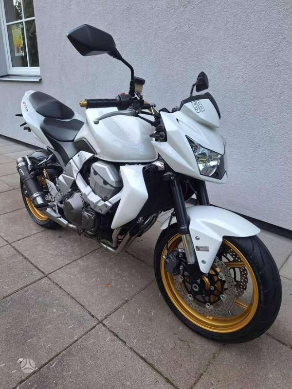 Kawasaki Z 2007 in Prienai, with an engine capacity of 0.75 L and mileage of 27 thousand km for 3450 €, photo 8 on AUTOMOTO.COM.LV
