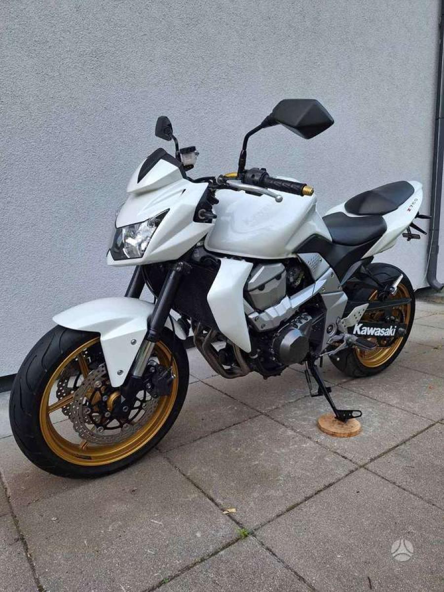 Kawasaki Z 2007 Prienai, ar dzinēja tilpumu 0.75 L un nobraukumu 27 tūkst. km par 3450 €, foto 13 vietnē AUTOMOTO.COM.LV