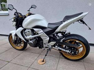 Kawasaki Z 2007 Prienai, ar dzinēja tilpumu 0.75 L un nobraukumu 27 tūkst. km par 3450 €, foto 19 vietnē AUTOMOTO.COM.LV
