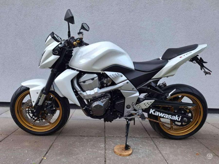 Kawasaki Z 2007 Prienai, ar dzinēja tilpumu 0.75 L un nobraukumu 27 tūkst. km par 3450 €, foto 20 vietnē AUTOMOTO.COM.LV