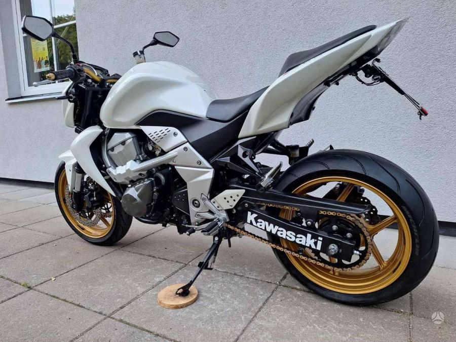 Kawasaki Z 2007 Prienai, ar dzinēja tilpumu 0.75 L un nobraukumu 27 tūkst. km par 3450 €, foto 21 vietnē AUTOMOTO.COM.LV