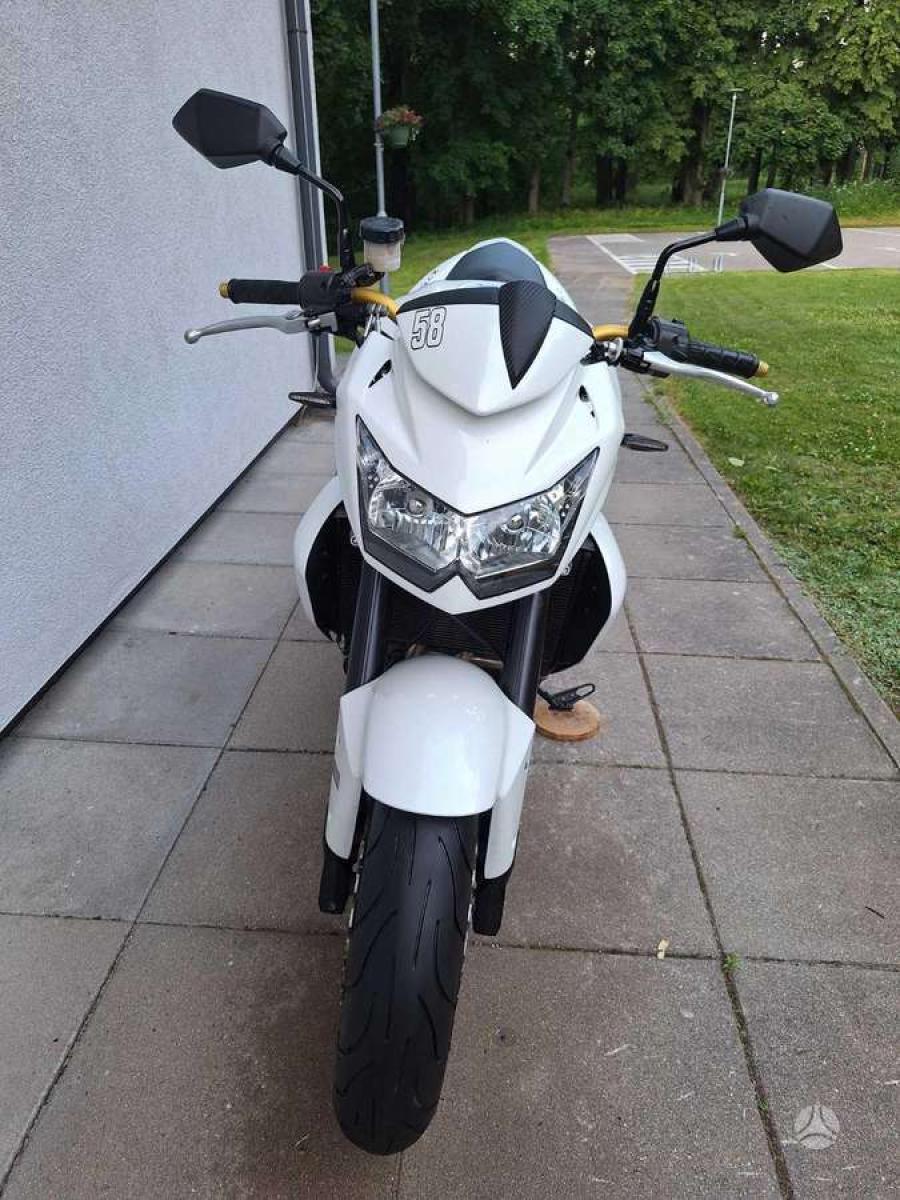 Kawasaki Z 2007 Prienai, ar dzinēja tilpumu 0.75 L un nobraukumu 27 tūkst. km par 3450 €, foto 24 vietnē AUTOMOTO.COM.LV