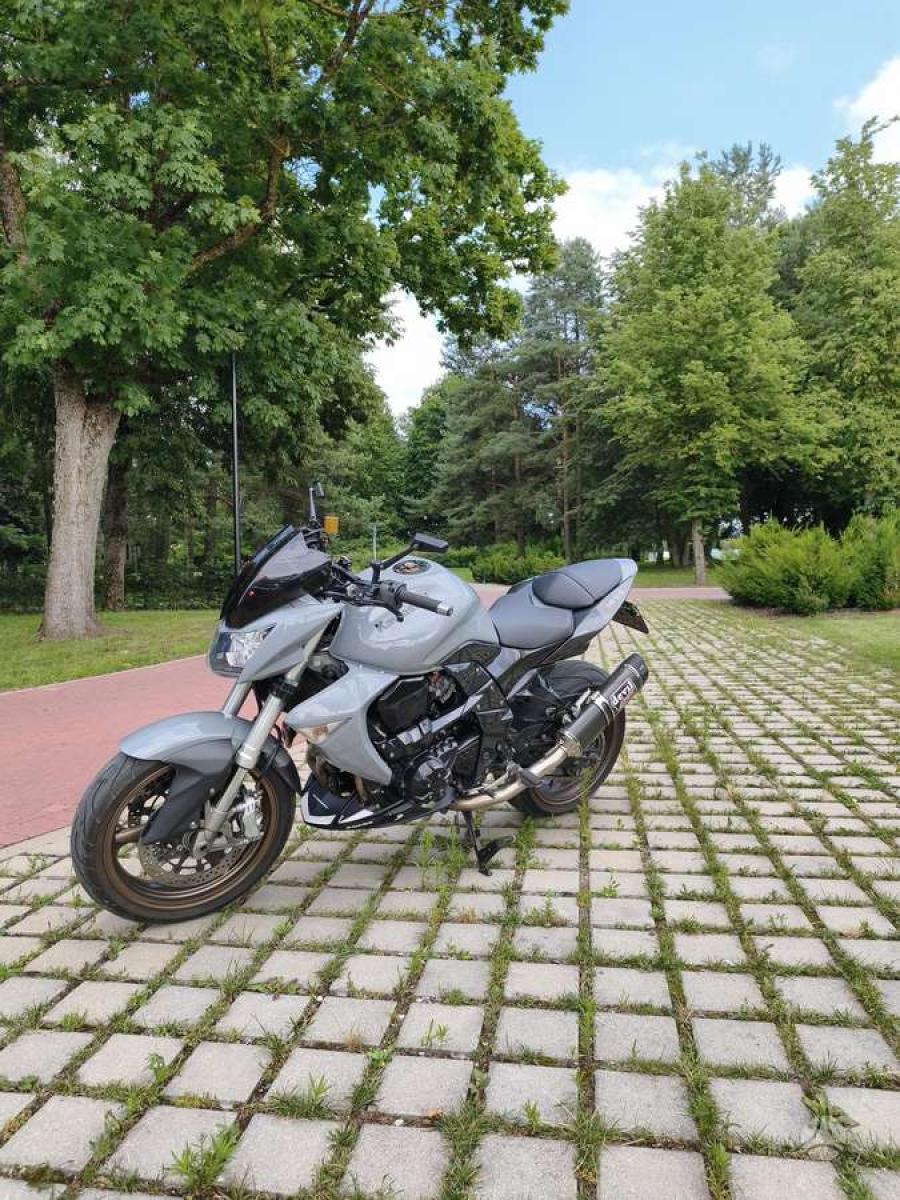 Kawasaki Z 2007 in Birzai, with an engine capacity of 1.00 L and mileage of 39 thousand km for 4350 €, photo 5 on AUTOMOTO.COM.LV