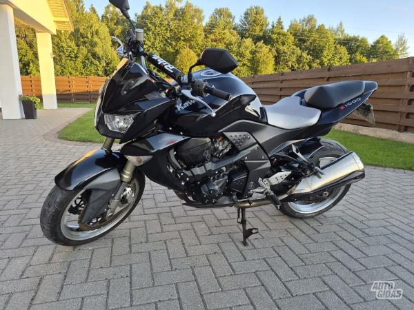 Kawasaki Z 2007 in Mazeikiai, with an engine capacity of 0.00 L and mileage of 0 thousand km for 3600 €, photo 1 on AUTOMOTO.COM.LV