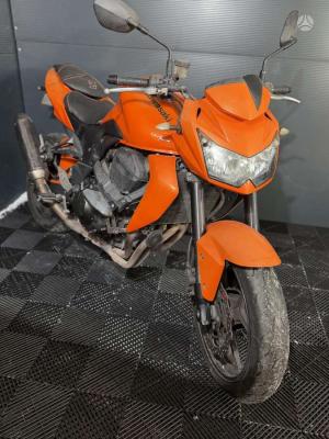 Kawasaki Z 2008 in Taurage, with an engine capacity of 0.75 L and mileage of 30 thousand km for 2550 €, photo 3 on AUTOMOTO.COM.LV