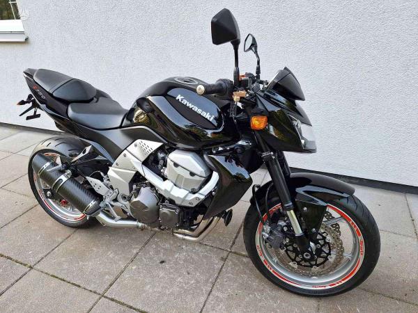 Kawasaki Z 2008 in Prienai, with an engine capacity of 0.75 L and mileage of 38 thousand km for 3450 €, photo 8 on AUTOMOTO.COM.LV