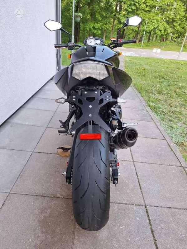 Kawasaki Z 2008 in Prienai, with an engine capacity of 0.75 L and mileage of 38 thousand km for 3450 €, photo 9 on AUTOMOTO.COM.LV