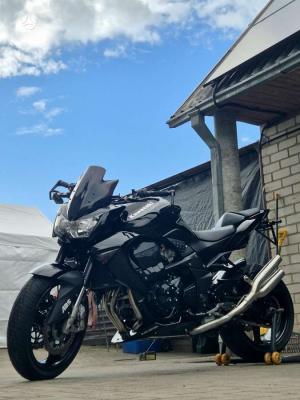 Kawasaki Z 2008 in Prienai, with an engine capacity of 1.00 L and mileage of 33 thousand km for 4100 €, photo 3 on AUTOMOTO.COM.LV