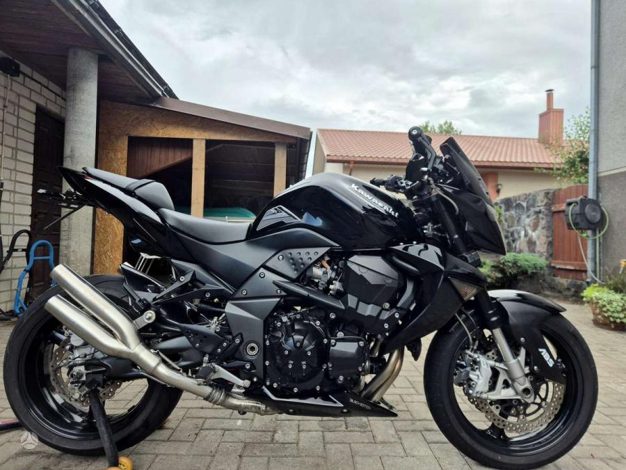 Kawasaki Z 2008 in Prienai, with an engine capacity of 1.00 L and mileage of 33 thousand km for 4100 €, photo 7 on AUTOMOTO.COM.LV