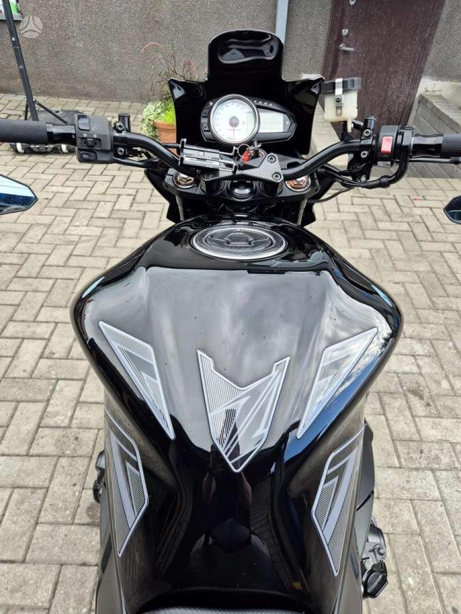 Kawasaki Z 2008 in Prienai, with an engine capacity of 1.00 L and mileage of 33 thousand km for 4100 €, photo 11 on AUTOMOTO.COM.LV