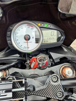 Kawasaki Z 2008 in Prienai, with an engine capacity of 1.00 L and mileage of 33 thousand km for 4100 €, photo 12 on AUTOMOTO.COM.LV