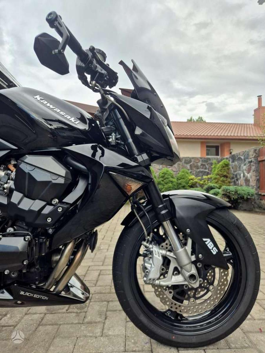 Kawasaki Z 2008 in Prienai, with an engine capacity of 1.00 L and mileage of 33 thousand km for 4100 €, photo 14 on AUTOMOTO.COM.LV