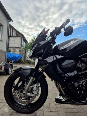 Kawasaki Z 2008 in Prienai, with an engine capacity of 1.00 L and mileage of 33 thousand km for 4100 €, photo 15 on AUTOMOTO.COM.LV