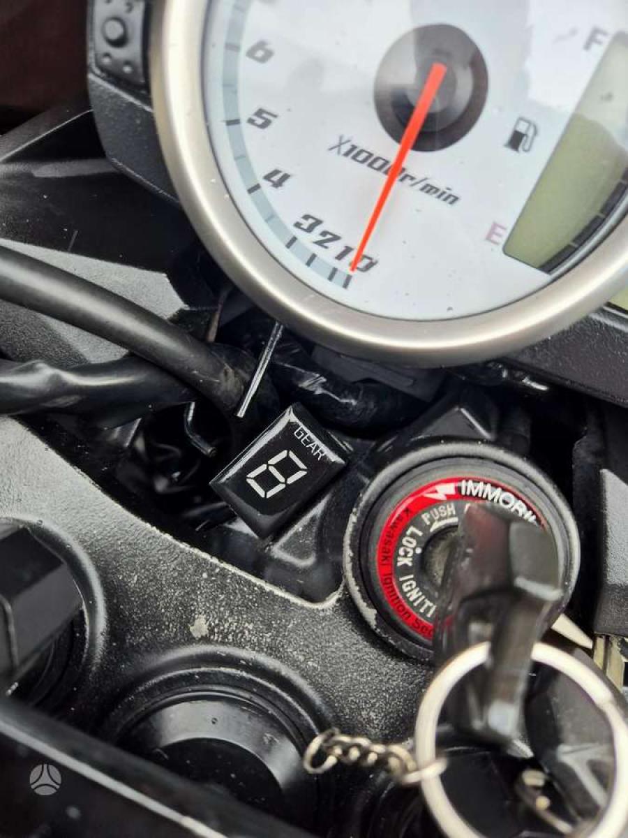 Kawasaki Z 2008 in Prienai, with an engine capacity of 1.00 L and mileage of 33 thousand km for 4100 €, photo 23 on AUTOMOTO.COM.LV