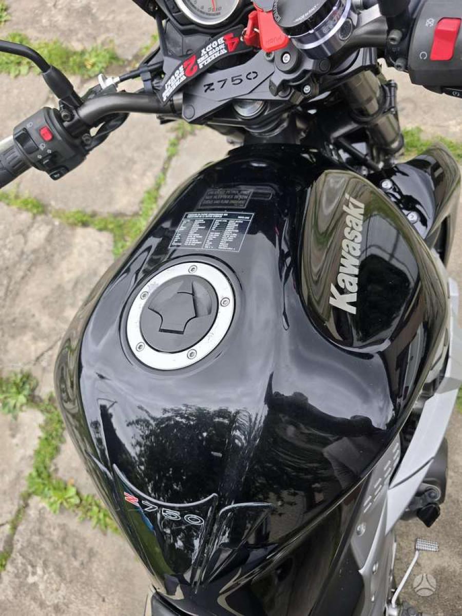 Кавасаки Z 2008 в Каунас, объемом двигателя 0.75 л и пробегом 43 тыс. км за 2800 €, фото 7 на AUTOMOTO.COM.LV