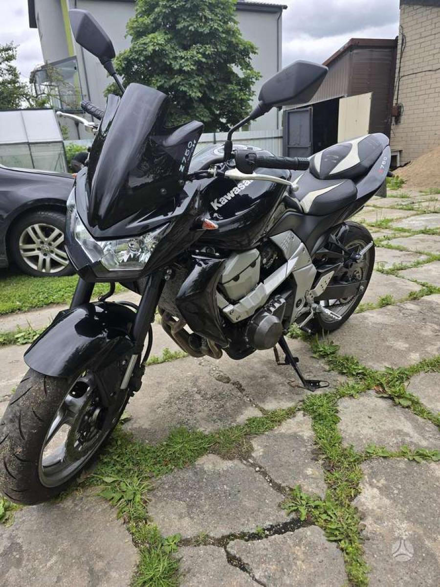 Кавасаки Z 2008 в Каунас, объемом двигателя 0.75 л и пробегом 43 тыс. км за 2800 €, фото 27 на AUTOMOTO.COM.LV