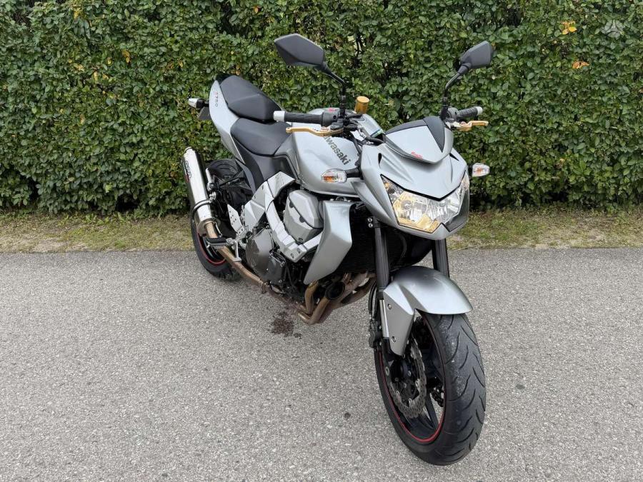 Kawasaki Z 2008 Prienai, ar dzinēja tilpumu 0.75 L un nobraukumu 25 tūkst. km par 3450 €, foto 1 vietnē AUTOMOTO.COM.LV