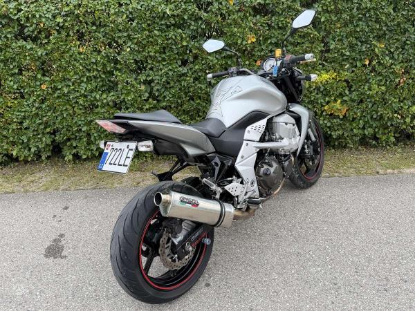 Kawasaki Z 2008 Prienai, ar dzinēja tilpumu 0.75 L un nobraukumu 25 tūkst. km par 3450 €, foto 7 vietnē AUTOMOTO.COM.LV