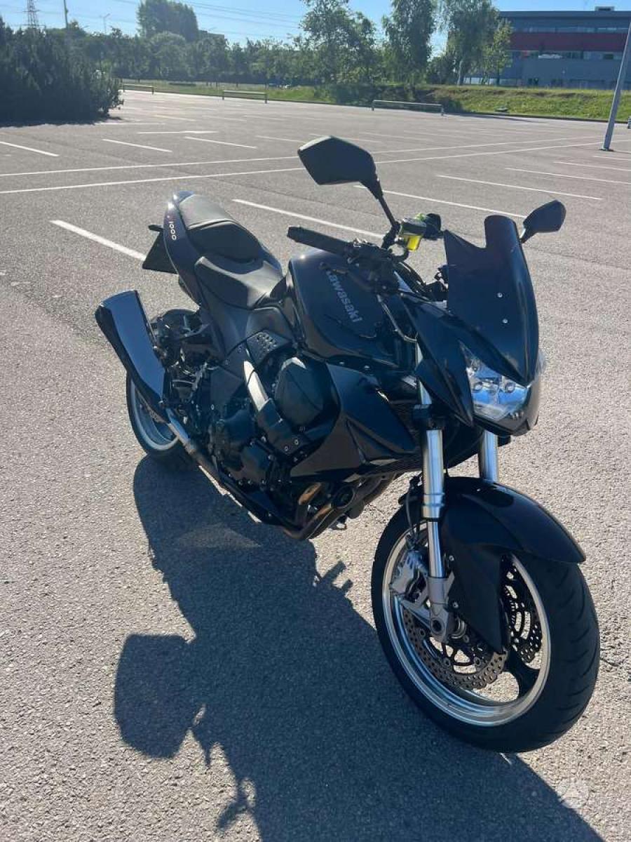 Kawasaki Z 2008 in Siauliai, with an engine capacity of 1.00 L and mileage of 40 thousand km for 4199 €, photo 11 on AUTOMOTO.COM.LV