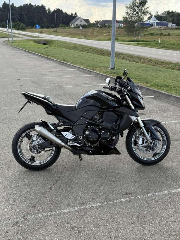 Kawasaki Z 2008 in Silale, with an engine capacity of 1.00 L and mileage of 38 thousand km for 4100 €, photo 3 on AUTOMOTO.COM.LV