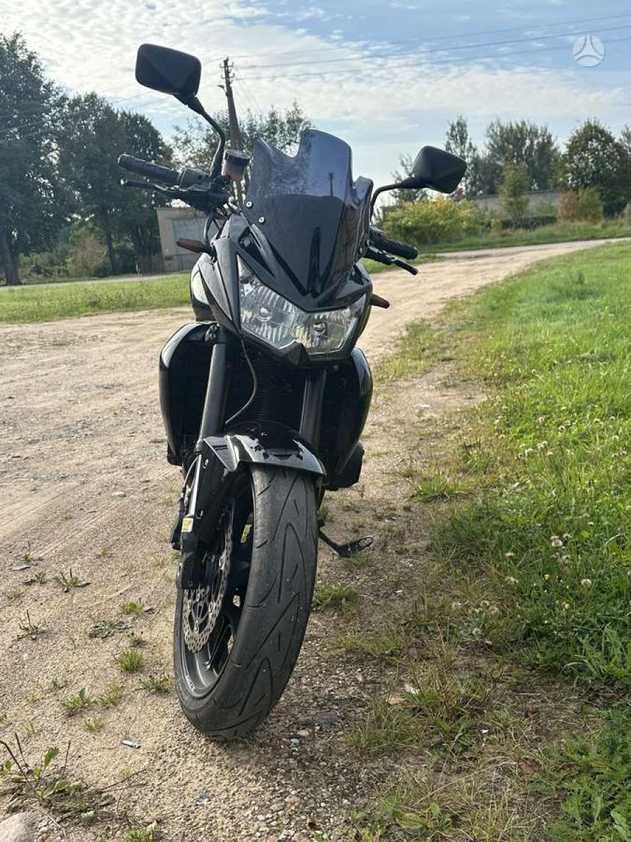Kawasaki Z 2008 in Zarasai, with an engine capacity of 0.75 L and mileage of 40 thousand km for 3000 €, photo 3 on AUTOMOTO.COM.LV