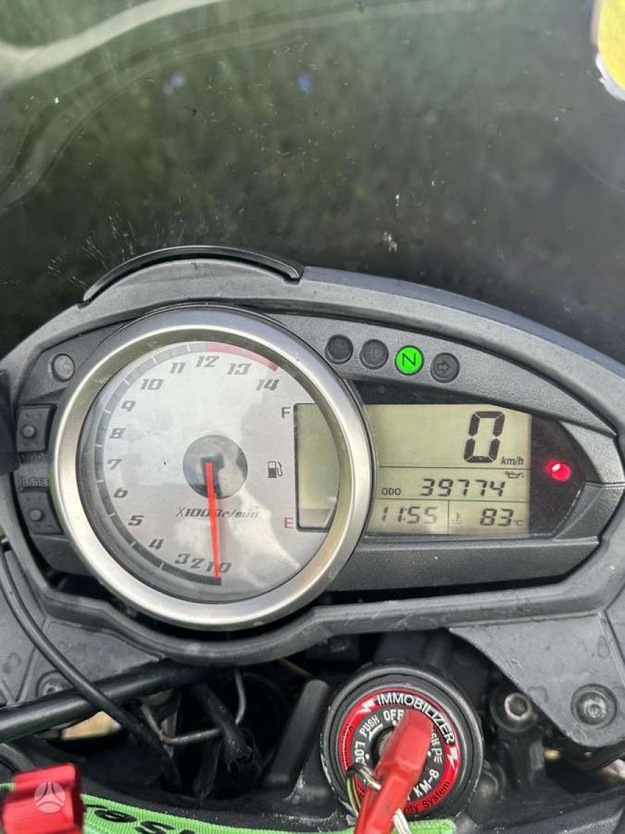 Kawasaki Z 2008 in Zarasai, with an engine capacity of 0.75 L and mileage of 40 thousand km for 3000 €, photo 5 on AUTOMOTO.COM.LV