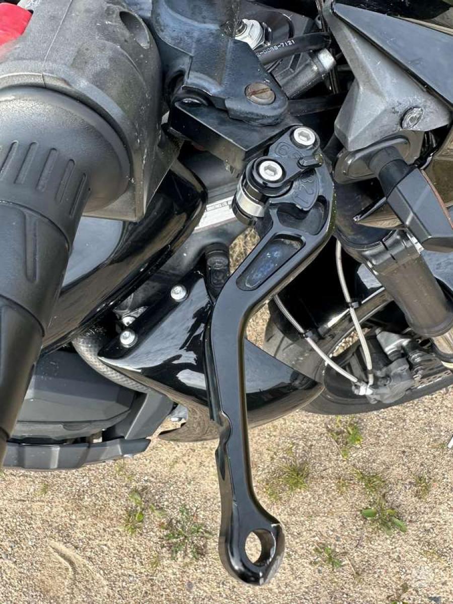 Kawasaki Z 2008 in Zarasai, with an engine capacity of 0.75 L and mileage of 40 thousand km for 3000 €, photo 7 on AUTOMOTO.COM.LV