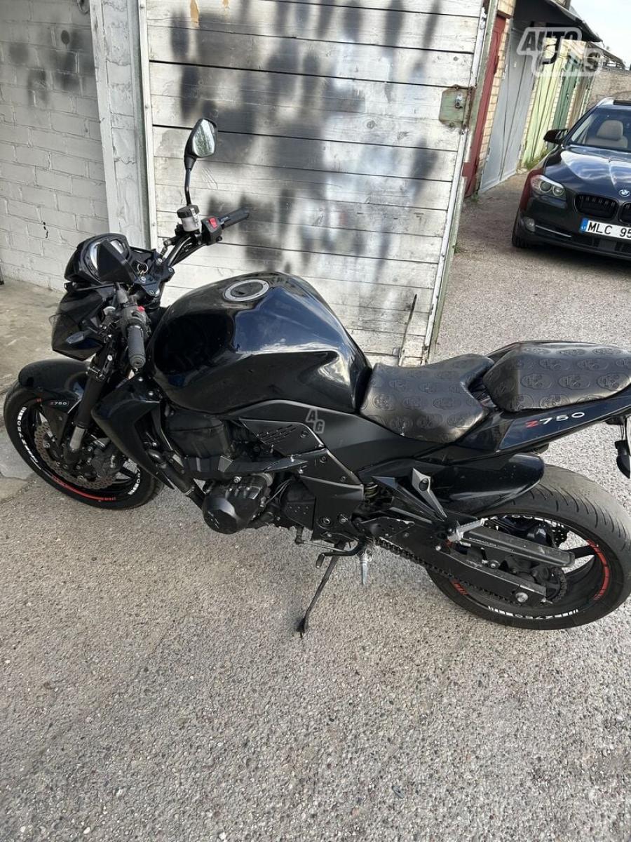 Кавасаки Z 2009 в Электренай, объемом двигателя 0.00 л и пробегом 0 тыс. км за 1999 €, фото 1 на AUTOMOTO.COM.LV