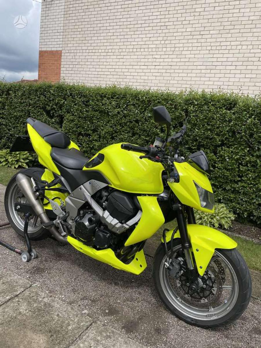 Kawasaki Z 2009 in Vilkaviskis, with an engine capacity of 0.75 L and mileage of 39 thousand km for 3550 €, photo 3 on AUTOMOTO.COM.LV
