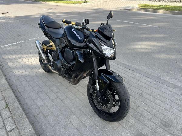 Kawasaki Z 2009 in Taurage, with an engine capacity of 0.75 L and mileage of 31 thousand km for 2550 €, photo 2 on AUTOMOTO.COM.LV