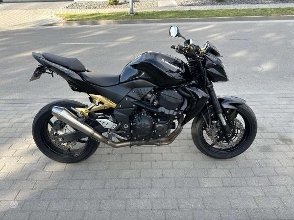 Kawasaki Z 2009 in Taurage, with an engine capacity of 0.75 L and mileage of 31 thousand km for 2550 €, photo 3 on AUTOMOTO.COM.LV