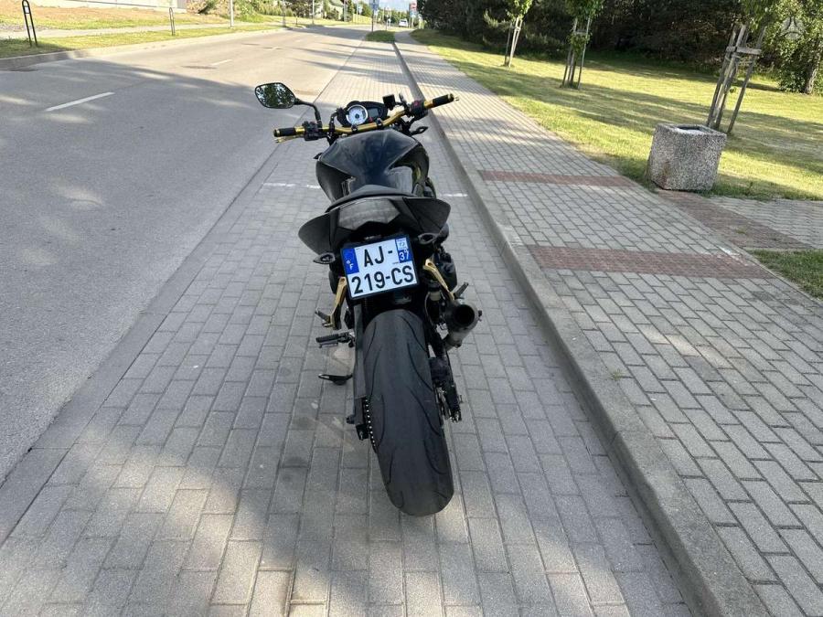 Kawasaki Z 2009 in Taurage, with an engine capacity of 0.75 L and mileage of 31 thousand km for 2550 €, photo 6 on AUTOMOTO.COM.LV