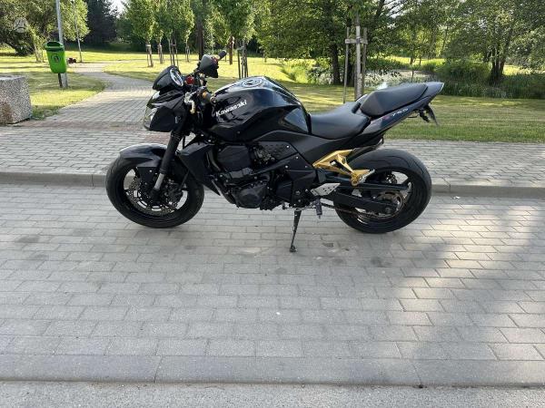 Kawasaki Z 2009 in Taurage, with an engine capacity of 0.75 L and mileage of 31 thousand km for 2550 €, photo 7 on AUTOMOTO.COM.LV