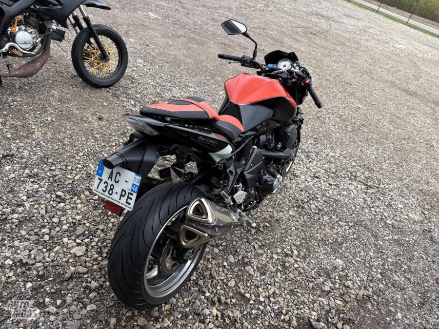 Кавасаки Z 2009 в Кельме, объемом двигателя 1.00 л и пробегом 20 тыс. км за 2230 €, фото 4 на AUTOMOTO.COM.LV