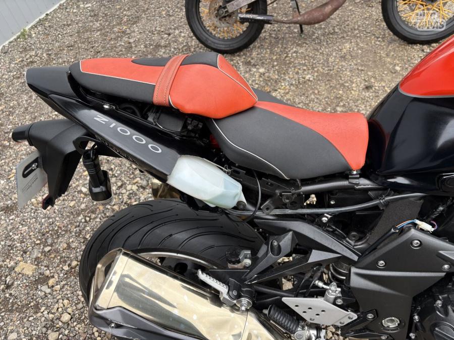 Кавасаки Z 2009 в Кельме, объемом двигателя 1.00 л и пробегом 20 тыс. км за 2230 €, фото 15 на AUTOMOTO.COM.LV