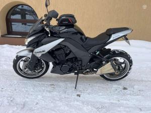 Kawasaki Z 2010 in Taurage, with an engine capacity of 1.04 L and mileage of 33 thousand km for 4300 €, photo 3 on AUTOMOTO.COM.LV