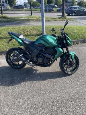 Kawasaki Z 2010 in Vilnius, with an engine capacity of 0.75 L and mileage of 54 thousand km for 3100 €, photo 6 on AUTOMOTO.COM.LV
