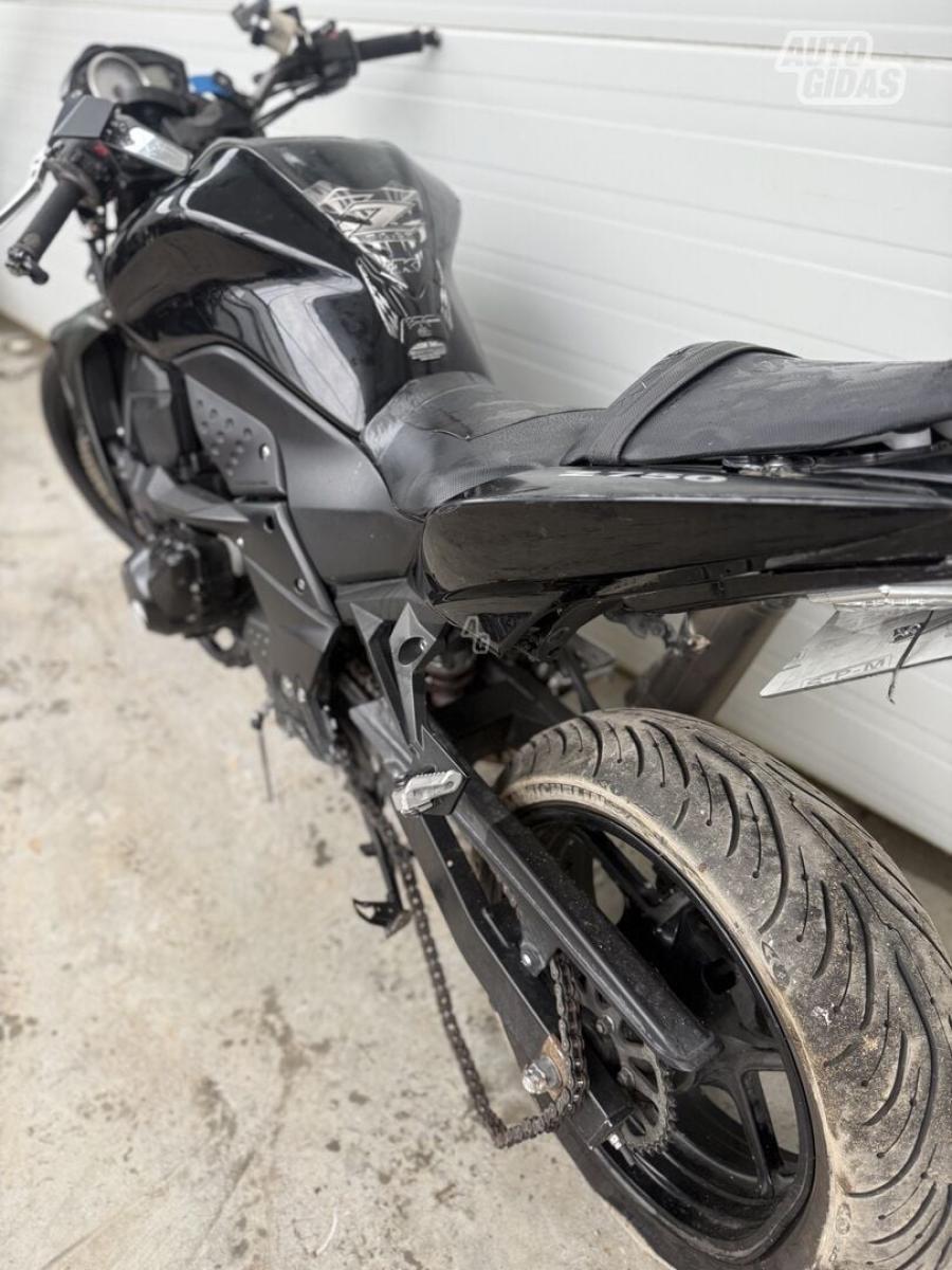 Kawasaki Z 2011 Tauragė, ar dzinēja tilpumu 0.00 L un nobraukumu 0 tūkst. km par 1550 €, foto 4 vietnē AUTOMOTO.COM.LV