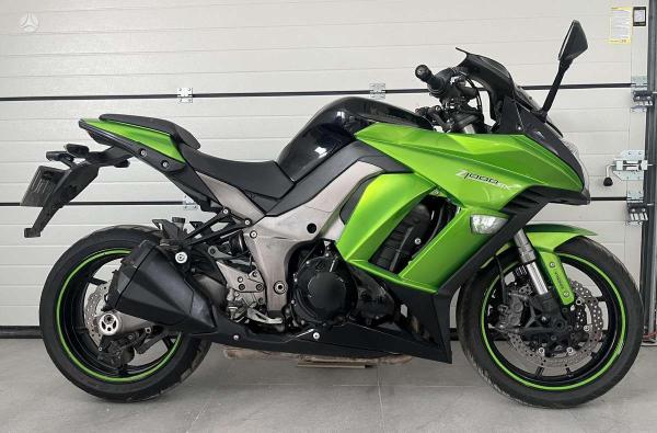 Kawasaki Z 2011 in Vilnius, with an engine capacity of 1.04 L and mileage of 47 thousand km for 4200 €, photo 2 on AUTOMOTO.COM.LV