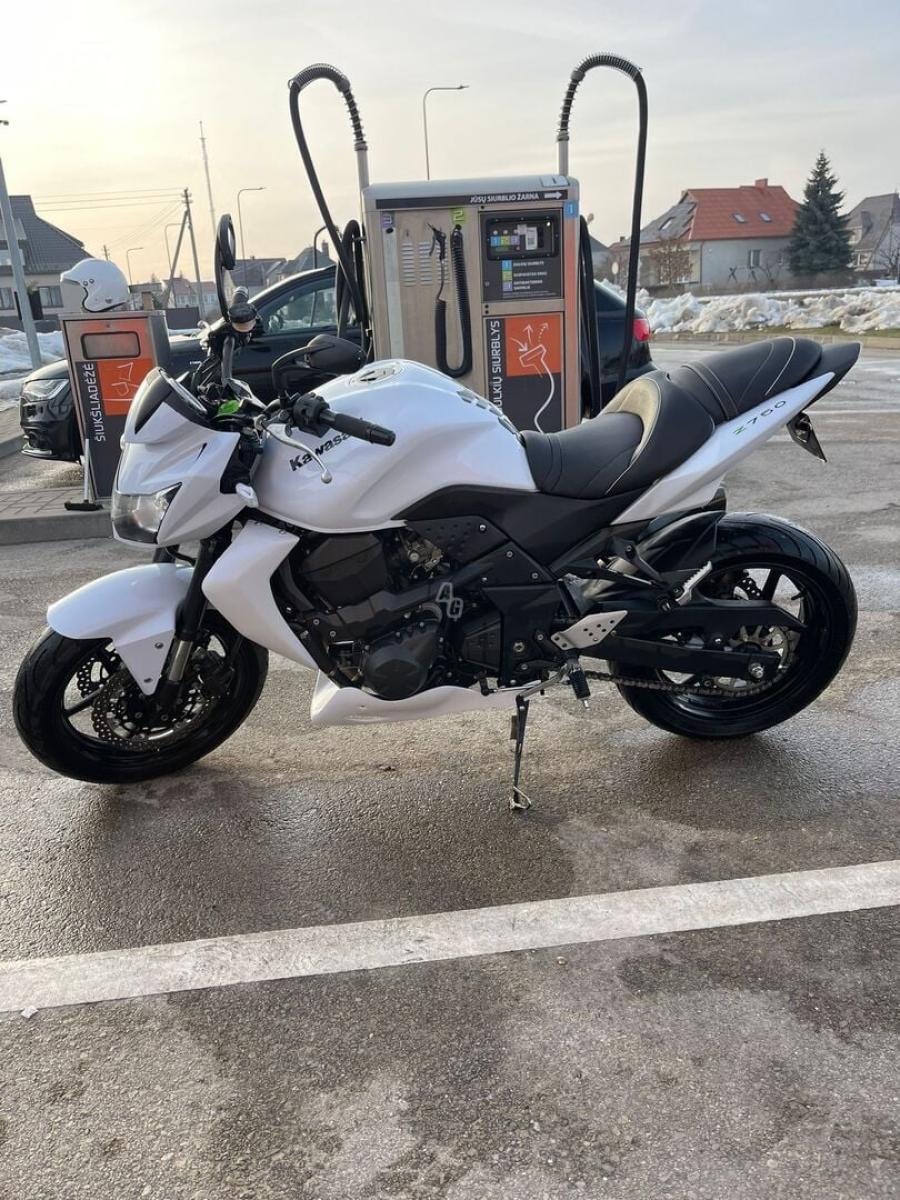 Kawasaki Z 2012 Tauragė, ar dzinēja tilpumu 0.00 L un nobraukumu 0 tūkst. km par 3750 €, foto 3 vietnē AUTOMOTO.COM.LV