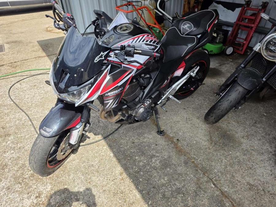 Kawasaki Z 2012 in Taurage, with an engine capacity of 0.80 L and mileage of 27 thousand km for 4500 €, photo 3 on AUTOMOTO.COM.LV