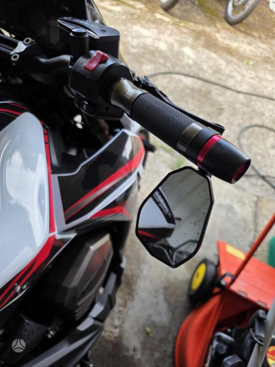 Kawasaki Z 2012 in Taurage, with an engine capacity of 0.80 L and mileage of 27 thousand km for 4500 €, photo 12 on AUTOMOTO.COM.LV