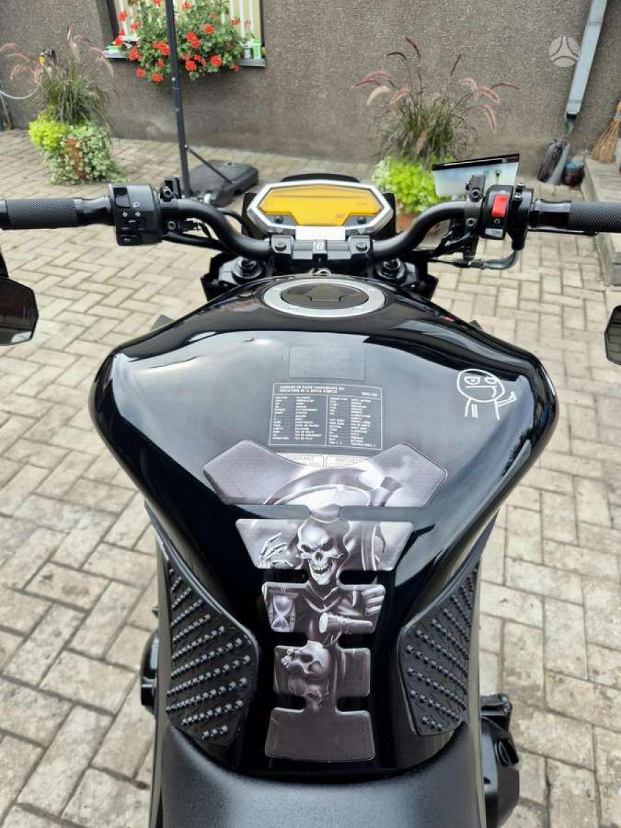 Kawasaki Z 2012 in Prienai, with an engine capacity of 1.00 L and mileage of 36 thousand km for 5350 €, photo 11 on AUTOMOTO.COM.LV