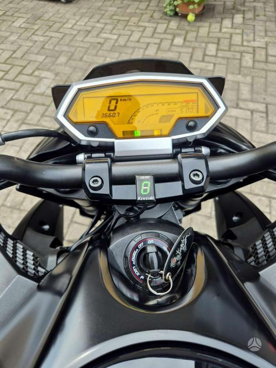 Kawasaki Z 2012 in Prienai, with an engine capacity of 1.00 L and mileage of 36 thousand km for 5350 €, photo 12 on AUTOMOTO.COM.LV