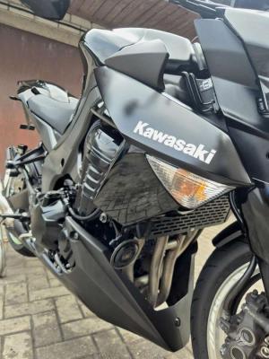 Kawasaki Z 2012 in Prienai, with an engine capacity of 1.00 L and mileage of 36 thousand km for 5350 €, photo 17 on AUTOMOTO.COM.LV