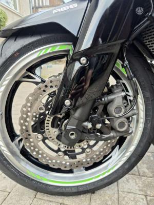 Kawasaki Z 2012 in Prienai, with an engine capacity of 1.00 L and mileage of 36 thousand km for 5350 €, photo 24 on AUTOMOTO.COM.LV