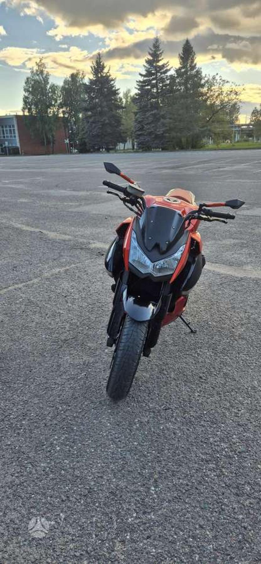 Kawasaki Z 2012 in Elektrenai, with an engine capacity of 1.00 L and mileage of 23 thousand km for 4900 €, photo 6 on AUTOMOTO.COM.LV